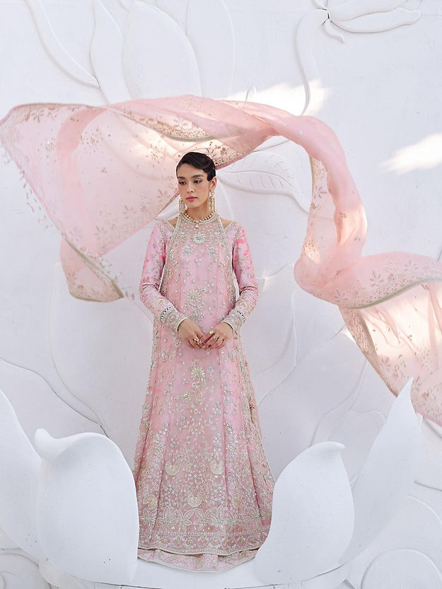 FALEK – Traditional Image