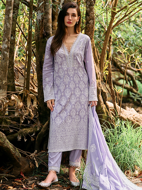 Shanira – Traditional Image